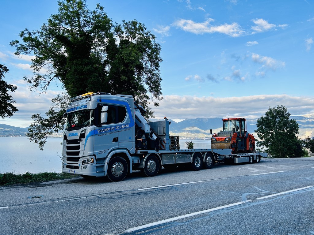 transport du leman, transport d'engins, porte engins, semi, porteur, 74 ...