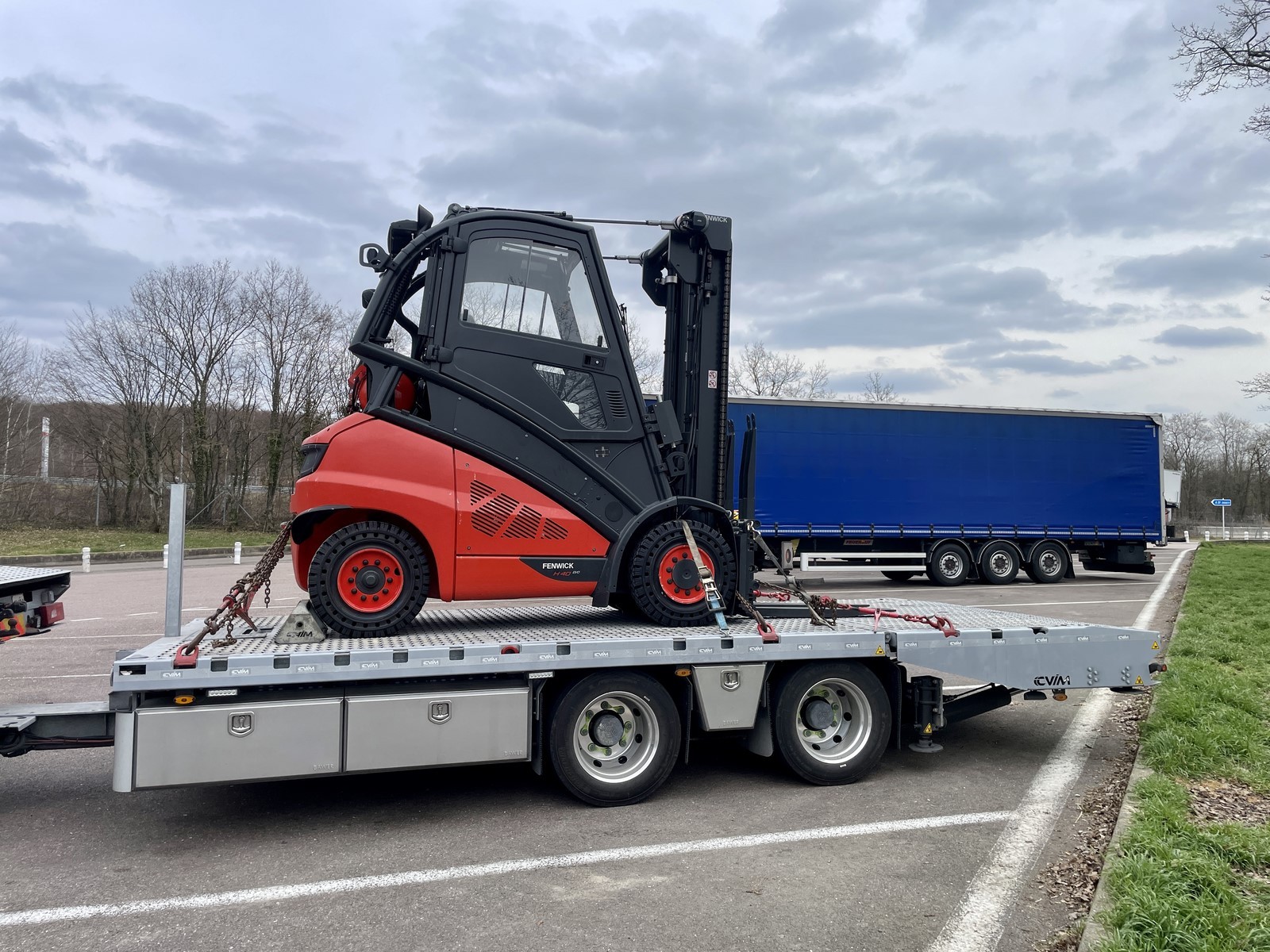 transport du leman, transport d'engins, porte engins, semi, porteur, 74 ...